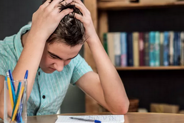Pourquoi mon enfant a des difficultés à l’école